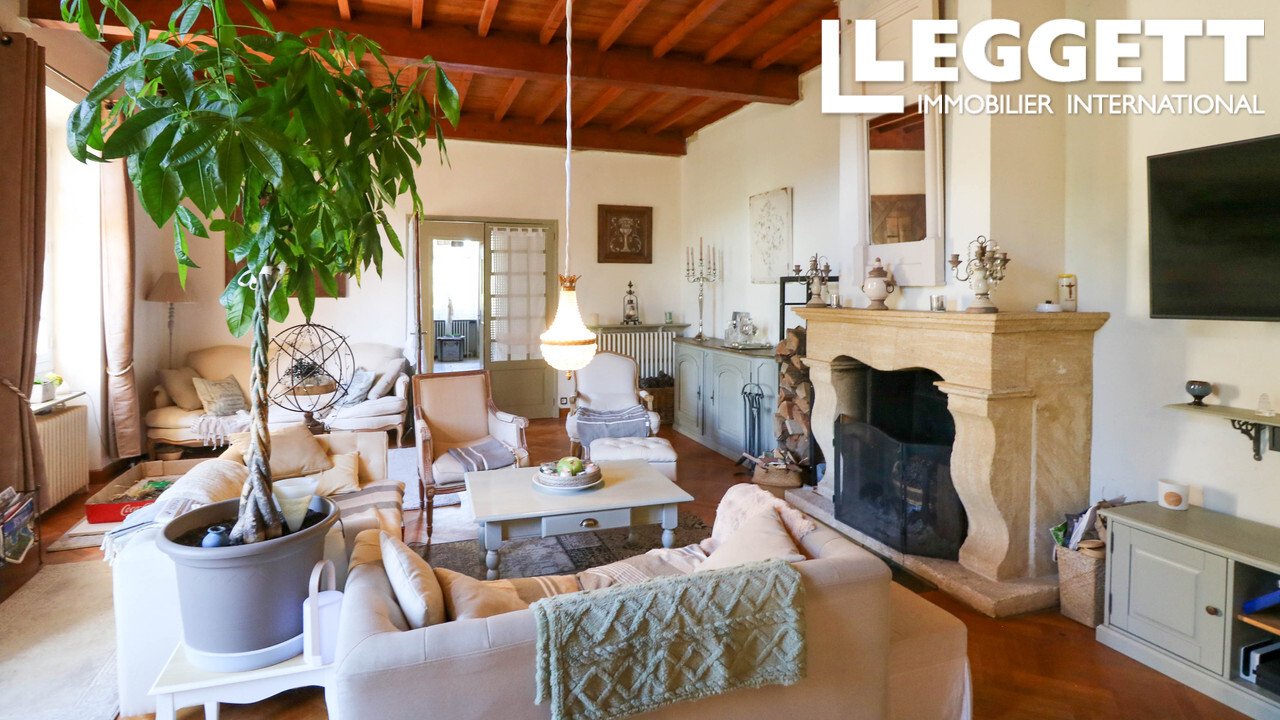 Exceptional 19th Century Mansion With Riverside Park - Castle for Sale