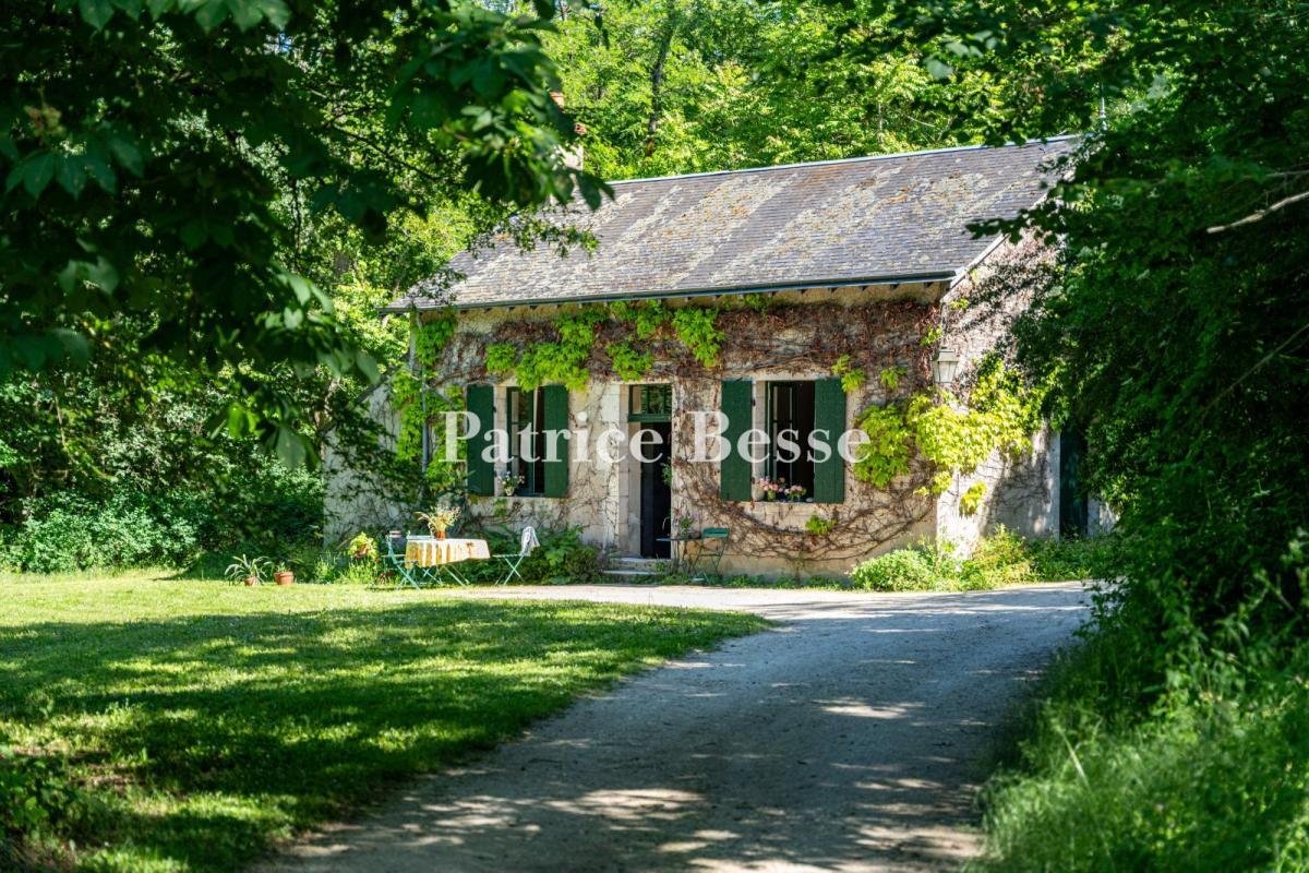 Château With Equestrian Facilities And Landscaped Parkland - Castle for ...