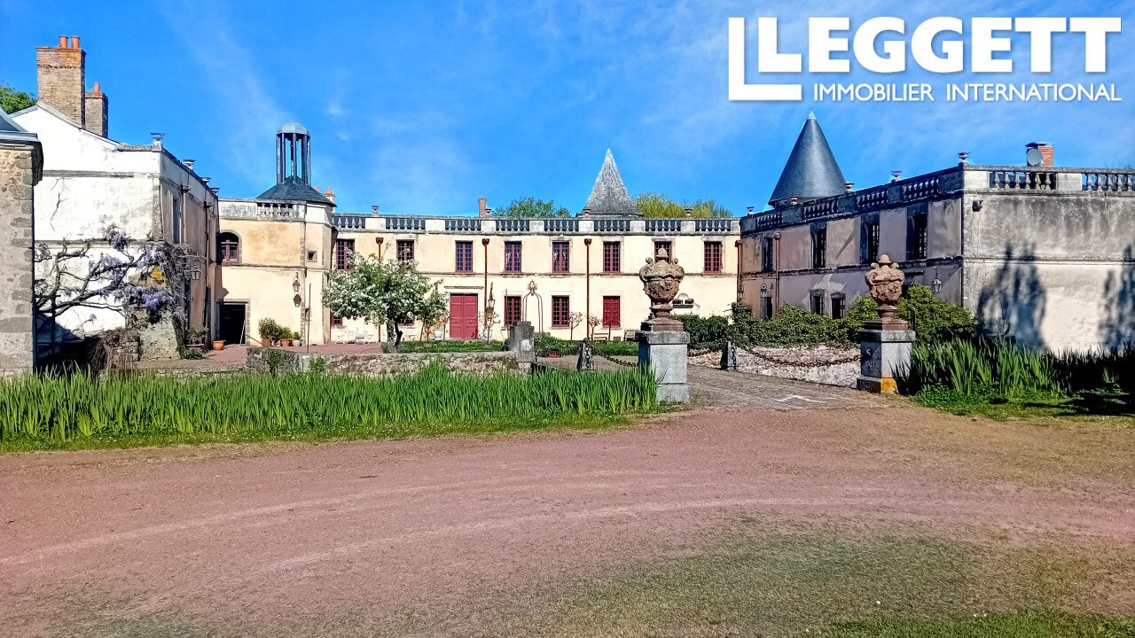 Historic Castle With Airstrips, Pool, And 15th Century Chapel - Castle ...
