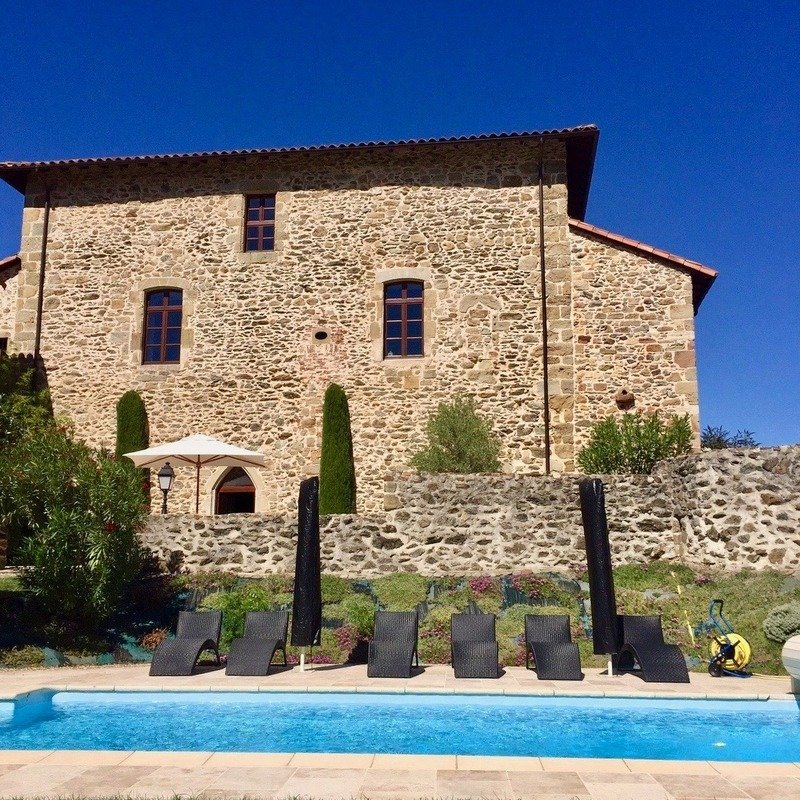 Restored 14th Century Castle With 10 Rooms And Swimming Pool - Castle ...
